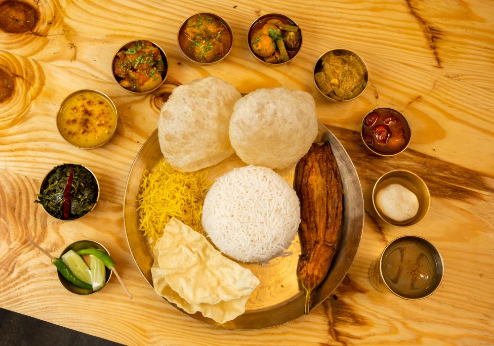 Best Bengali Thali In Kolkata For Bengali Food - 6 Ballygunge Place
